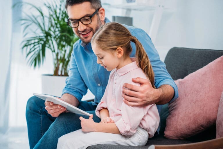The Link Between Early Tablet Use & Anger Issues? Researchers Find ...